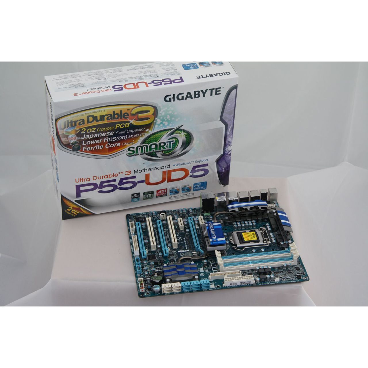 Gigabyte GA-P55-UD5 P55 S1156 ATX - | Mindfactory.de